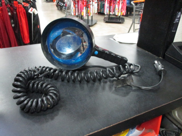 Used Maxi Venus Lite Blue Eye Beam Diver Flashlight – cssportinggoods